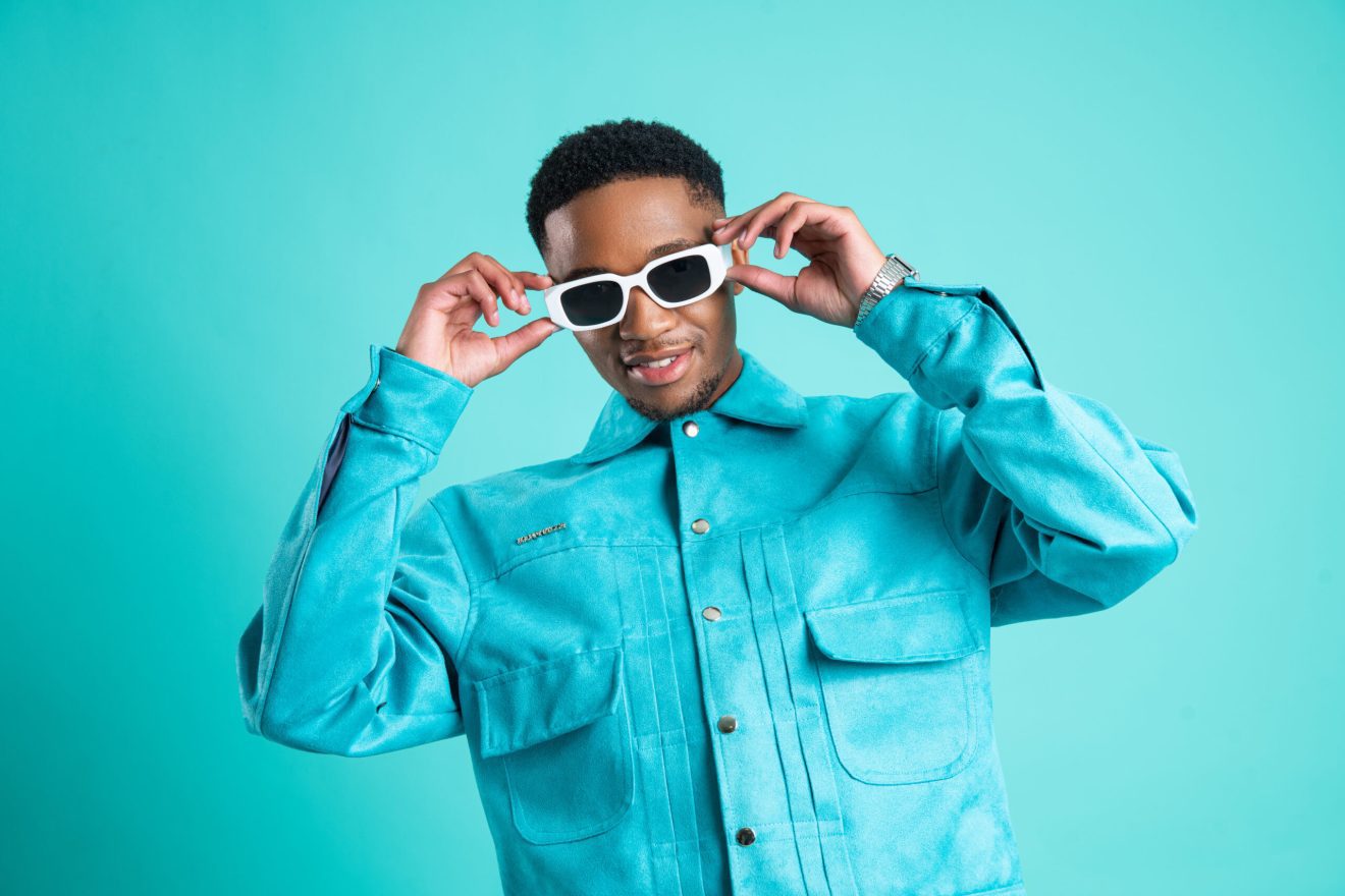 Sam Deep, Thatohatsi & Nvcho Drop Bold New Single: "Space"