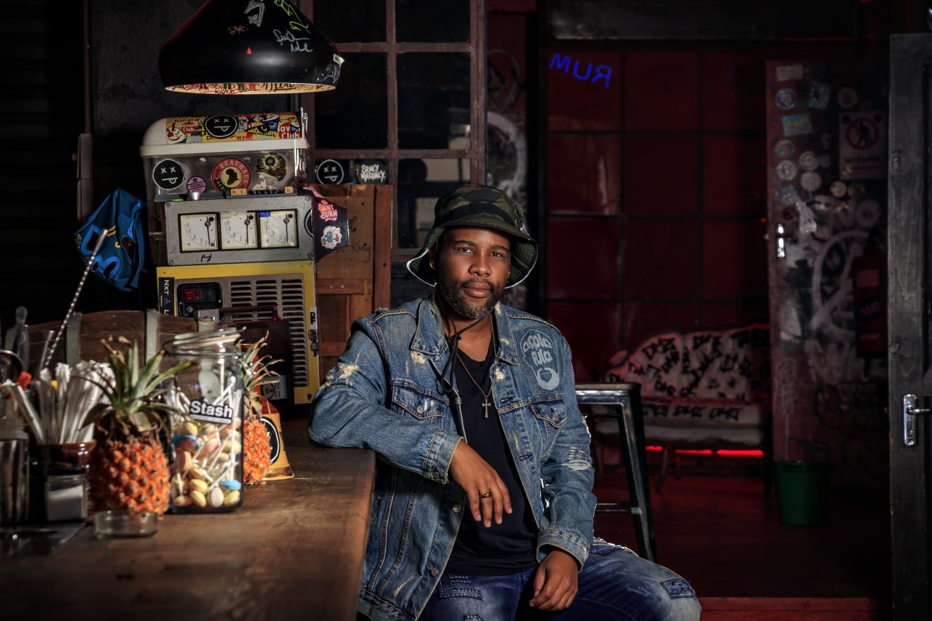 Apple Gule & Anzo Release New Single: "Grizzly"